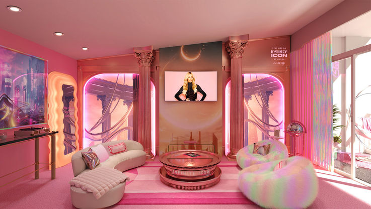 The Beverly Hilton is featuring Paris Hilton-themed suites for a ...