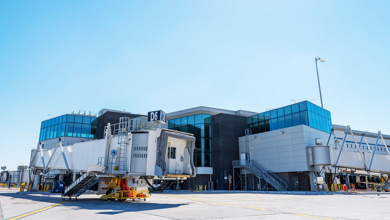 Terminal D expansion opens at Houston Bush Intercontinental Airport ...