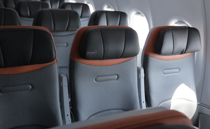 JetBlue to give extra-legroom seats more prominence: Travel Weekly
