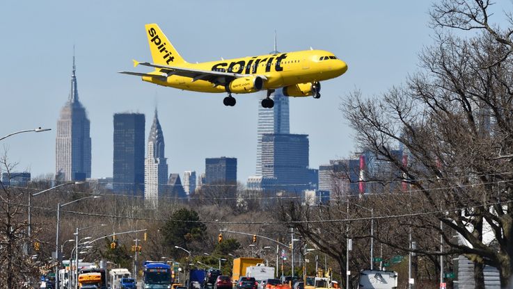 Frontier will get Spirit's LaGuardia slots if JetBlue merger happens ...