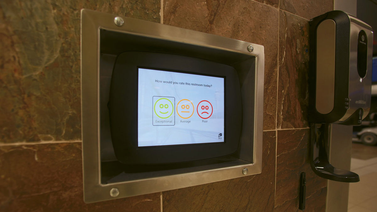 Airports deploying smart tech to keep restrooms clean: Travel Weekly