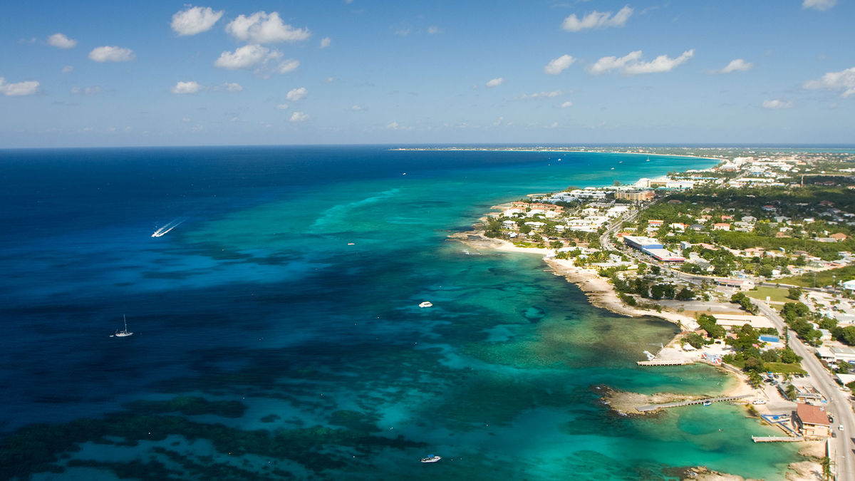 Cayman Islands set to surpass record arrival year: Travel Weekly