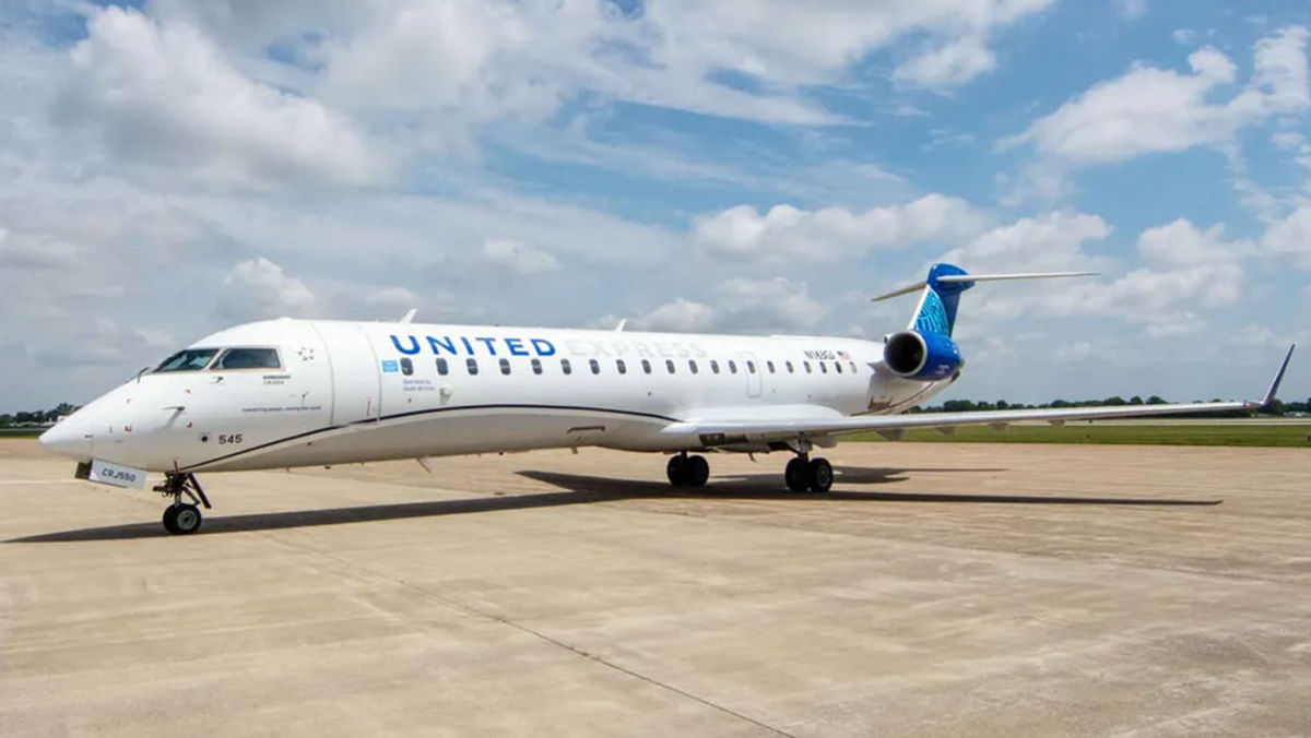 united express regional jets