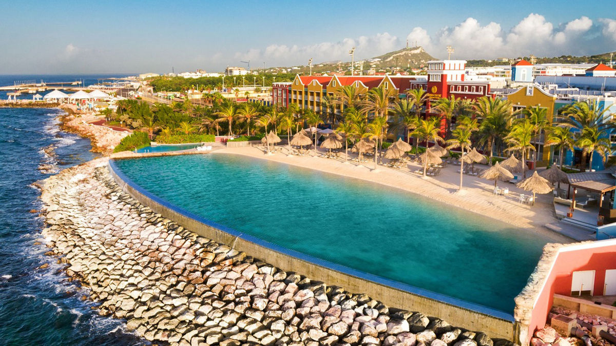 Renaissance resort on Curacao reopened: Travel Weekly