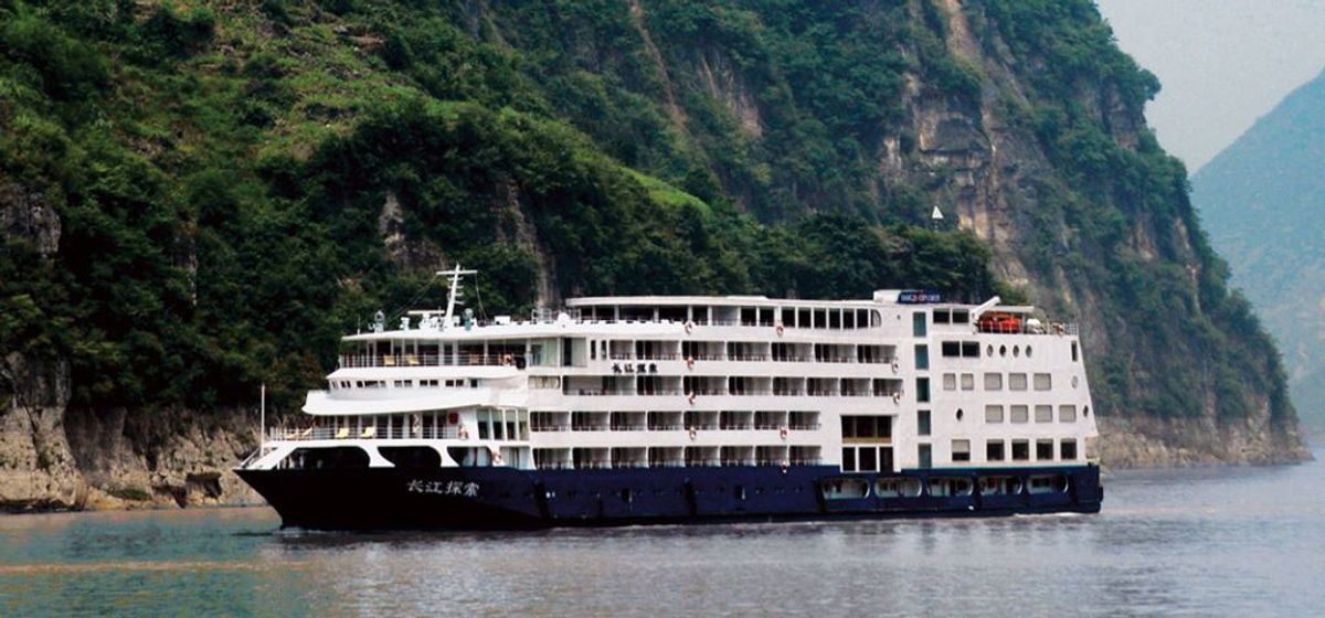 Sanctuary Yangzi Explorer Ship Stats & Information- Abercrombie & Kent ...