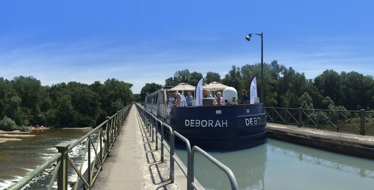 Deborah Ship Stats & Information- CroisiEurope Cruise | TravelAge West