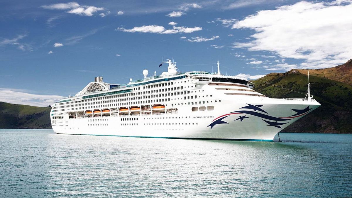 Pacific Explorer Deck Plans- P&O Cruises (Australia) Pacific Explorer ...