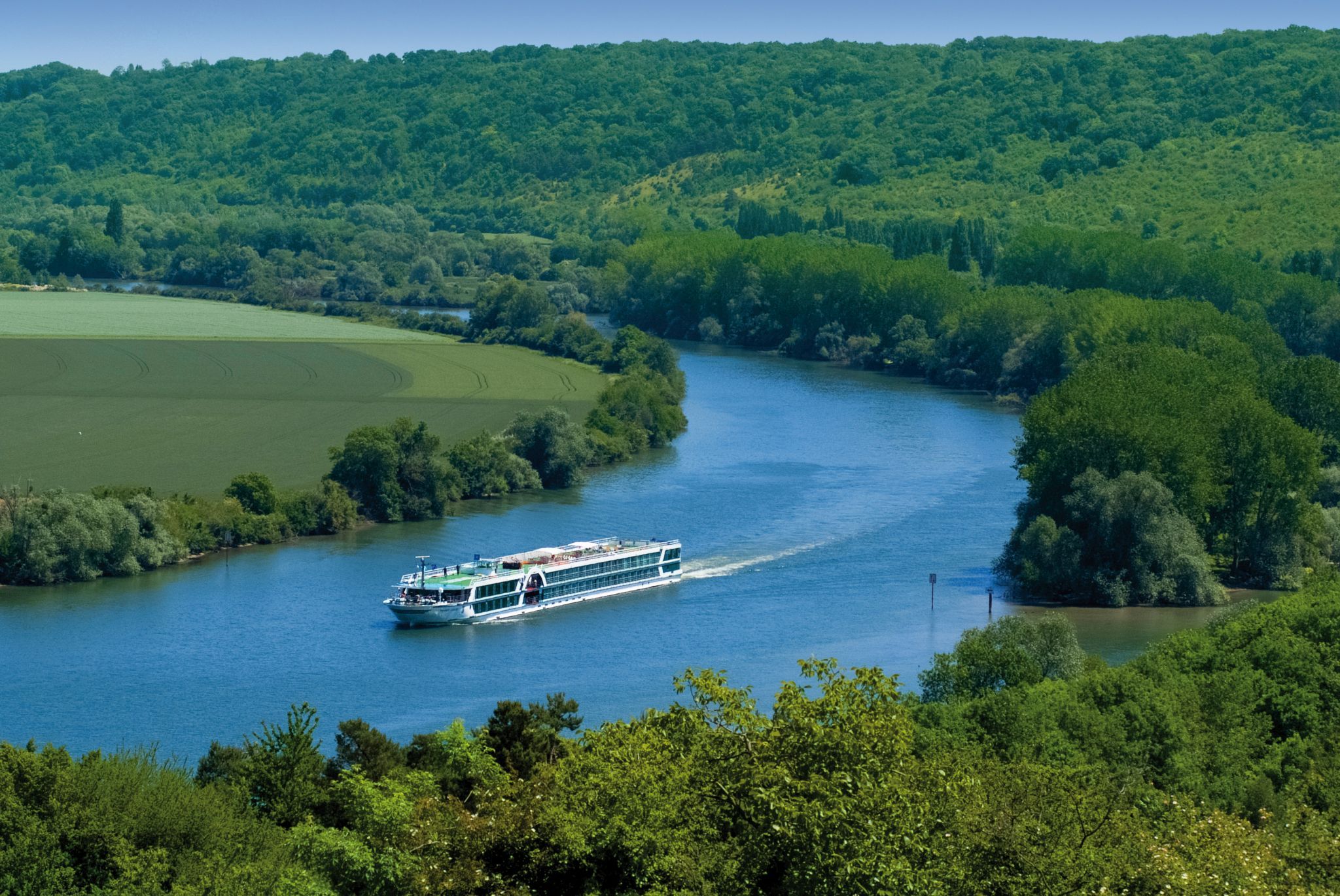 Amadeus Diamond Ship Stats & Information- Luftner Cruises Amadeus ...