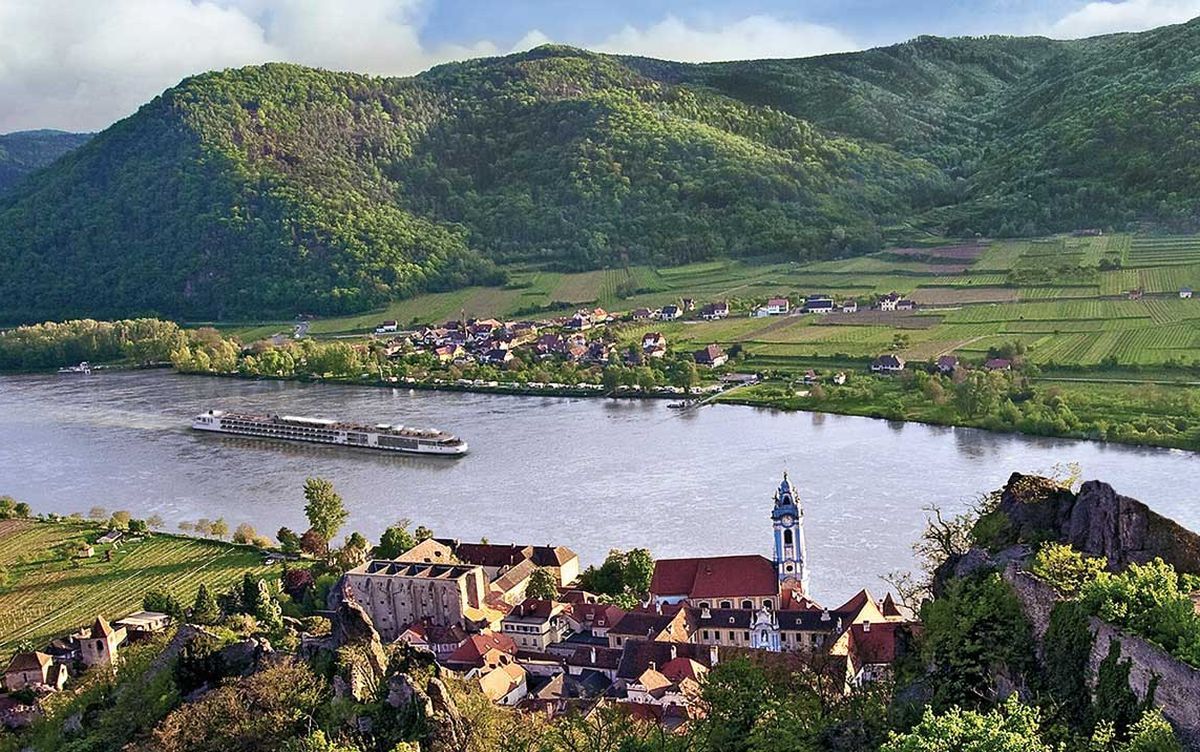 Viking Rinda Deck Plans- Viking River Viking Rinda Cruises | TravelAge West