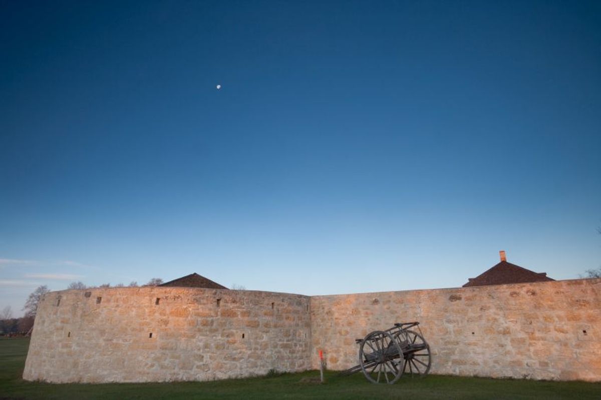Find Lower Fort Garry National Historic Park, MB Hotels- Downtown ...