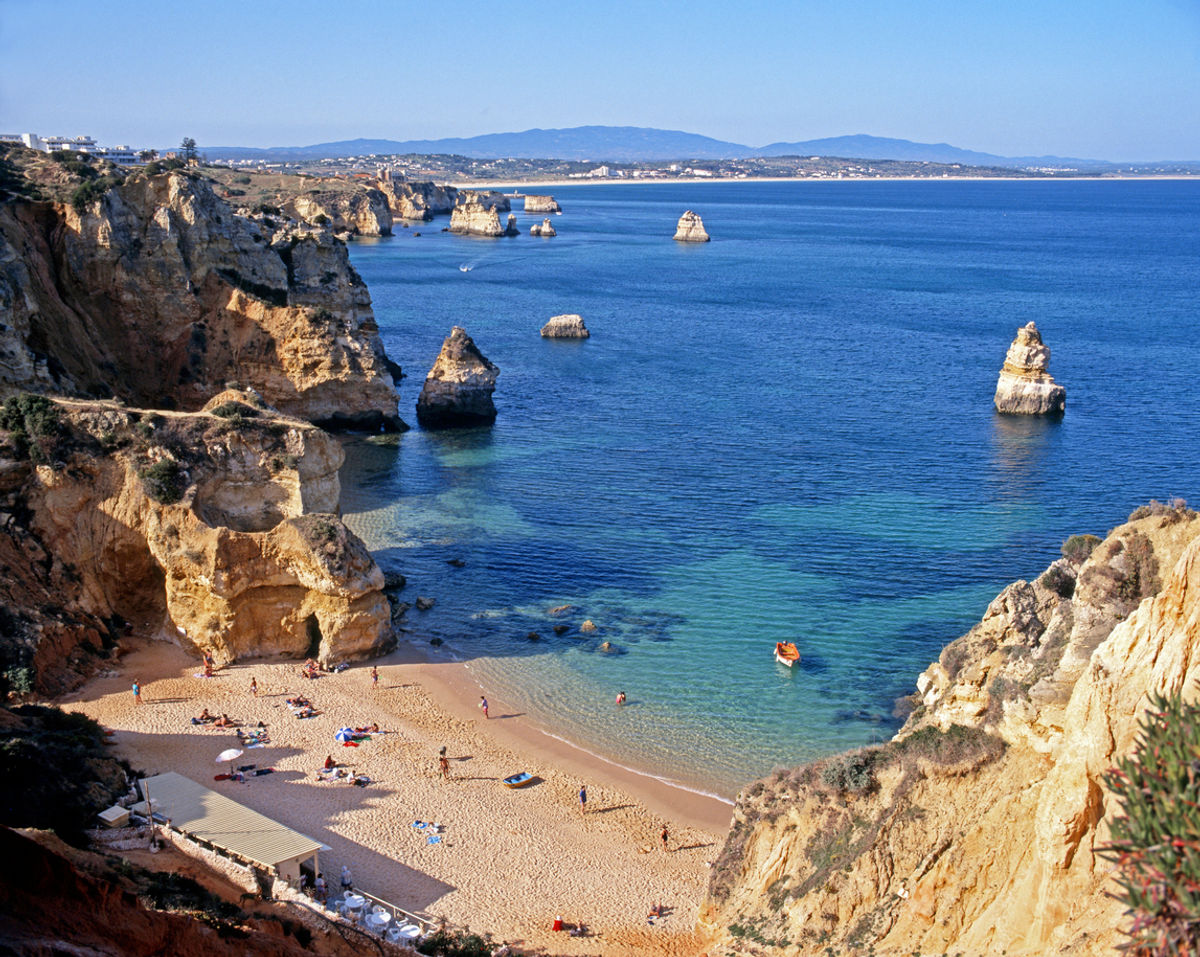 Find Praia da Rocha, Portugal Hotels- Downtown Hotels in Praia da Rocha ...