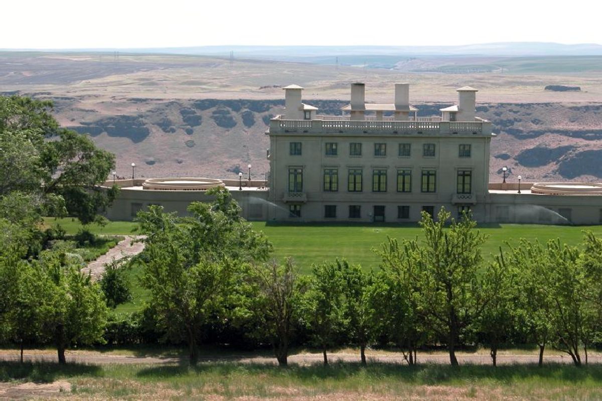 Find Maryhill State Park, WA Hotels- Downtown Hotels in Maryhill State ...