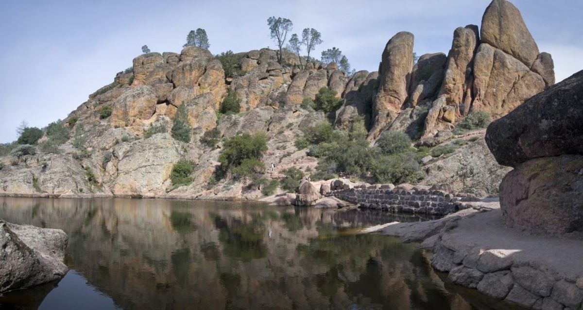 Find Pinnacles National Monument, CA Hotels- Downtown Hotels in ...
