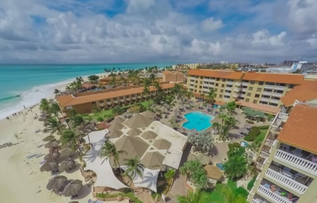 Casa Del Mar Beach Resort- First Class Manchebo Beach, Aruba Hotels ...
