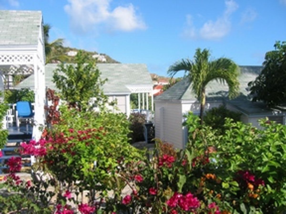 La Vista Resort Images & Videos- First Class Pelican Key, St Maarten ...