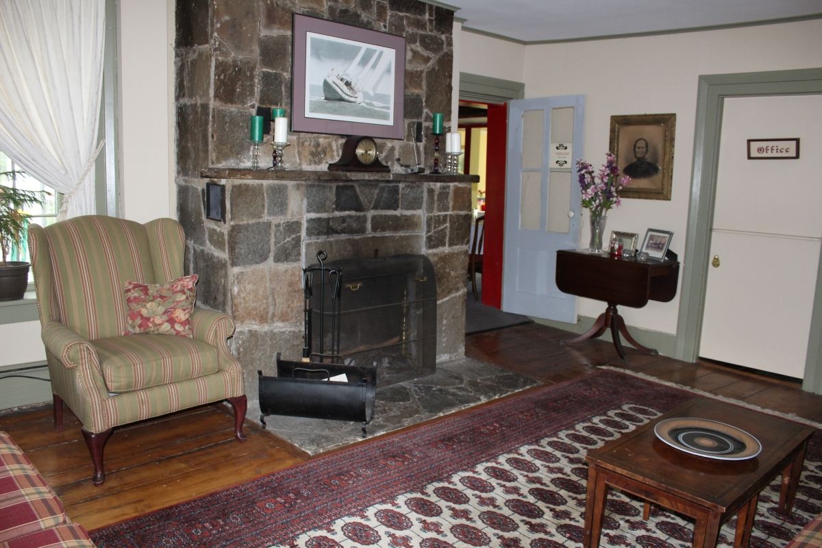 The Stone Hearth Inn & Tavern- Chester, VT Hotels- GDS Reservation ...