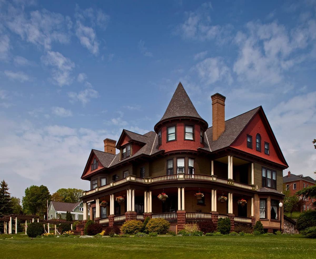 Le Chateau Boutin- Bayfield, WI Hotels- Hotels in Bayfield- GDS ...