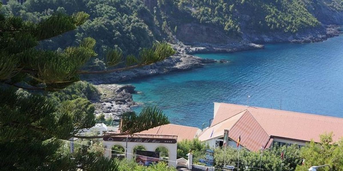 Hotel Villa Del Mare- First Class Acquafredda, Italy Hotels- GDS ...