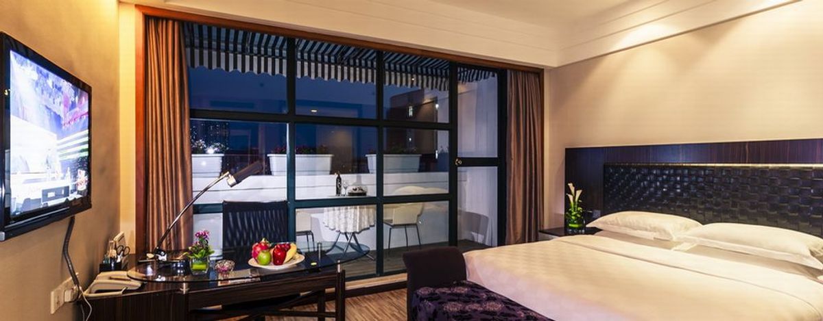 Grand Skylight Gardens Hotel Shanghai- First Class Shanghai, China ...