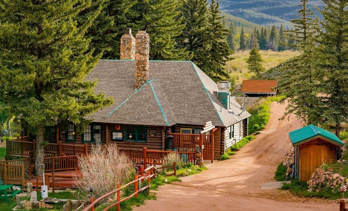 Beaver Meadows Resort Ranch- Tourist Class Red Feather Lakes, CO Hotels ...