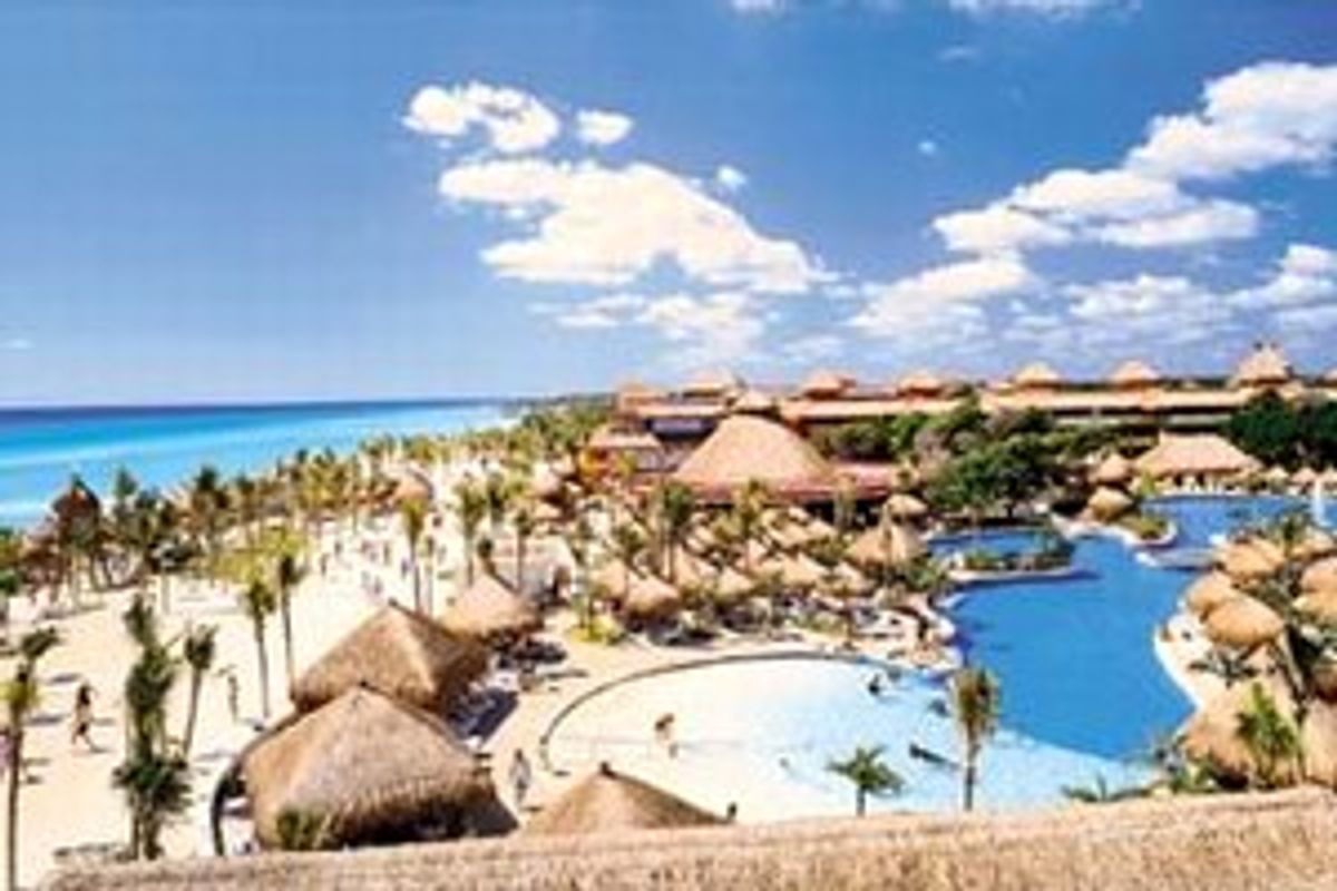 Iberostar Waves Quetzal - Playa del Carmen, Quintana Roo, Mexico ...