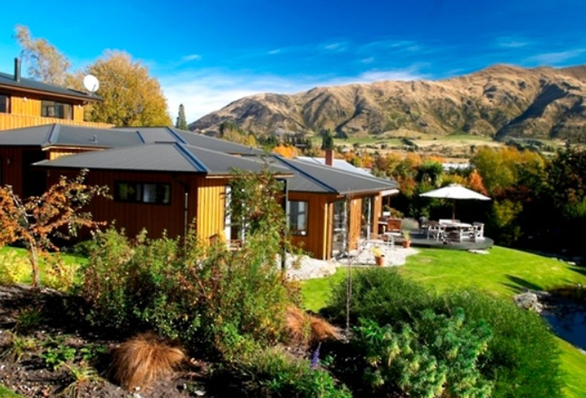 Wanaka Springs Lodge- Wanaka, New Zealand Hotels- GDS Reservation Codes ...