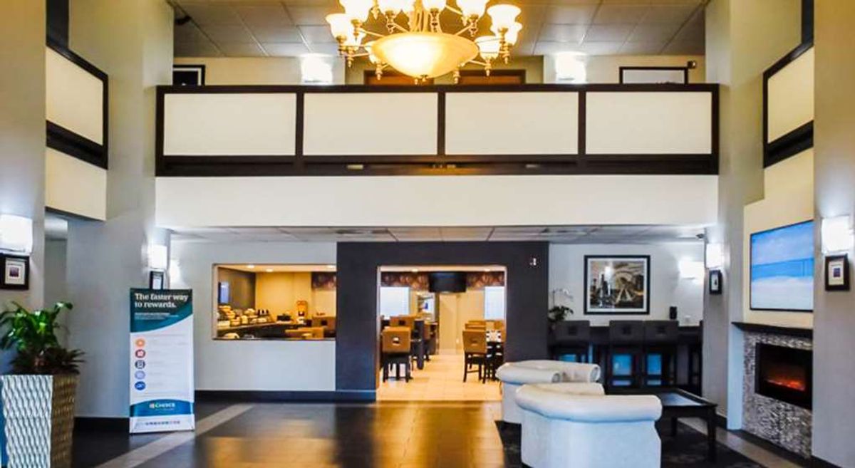 Comfort Inn Kent - Seattle- Tourist Class Kent, WA Hotels- GDS ...