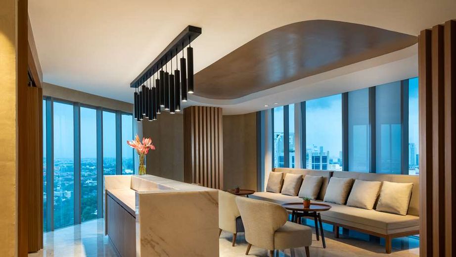 DoubleTree by Hilton Surabaya - Surabaya, Indonesia Meeting Rooms ...