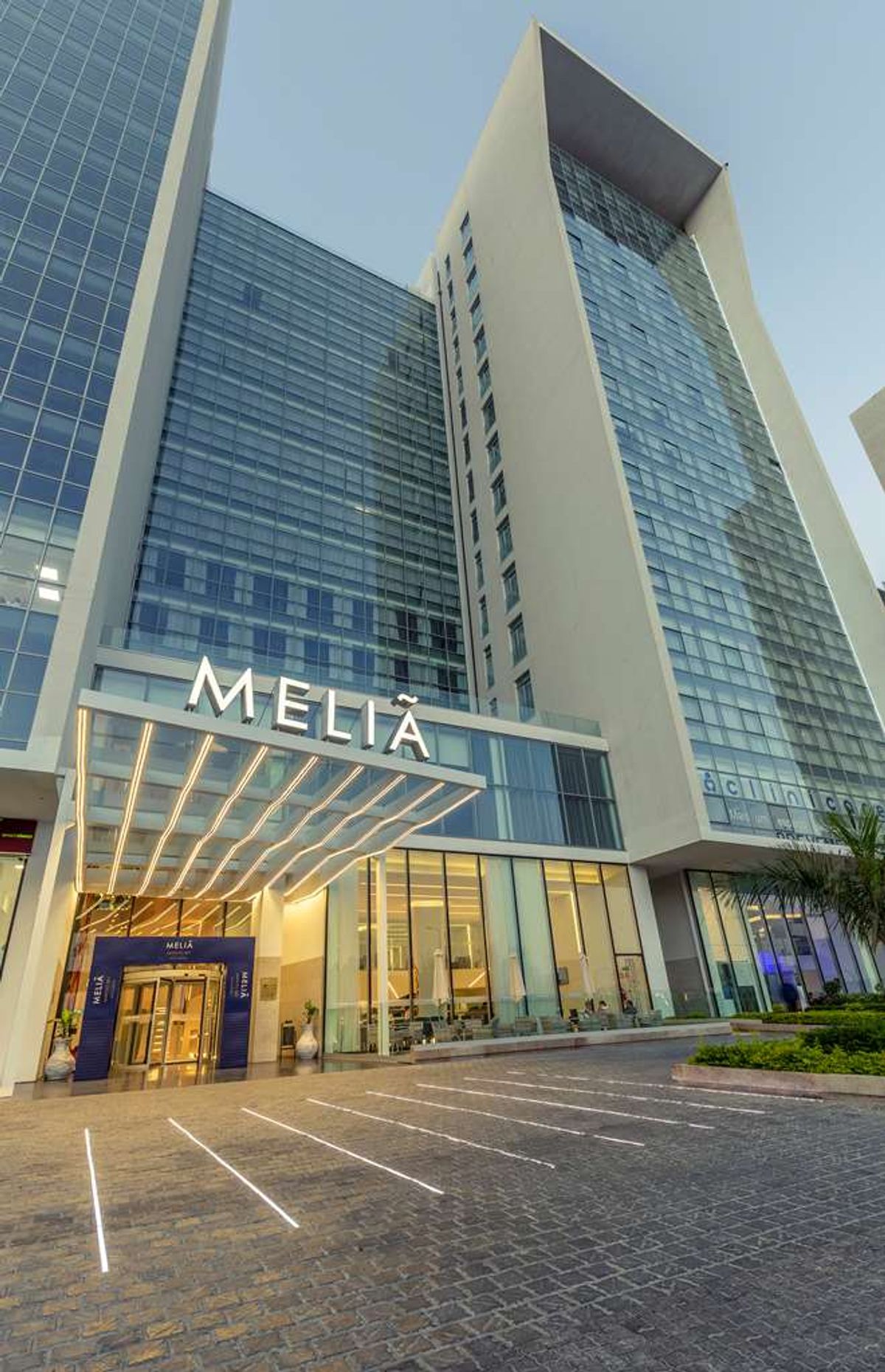 Melia Maputo Sky- First Class Maputo, Mozambique Hotels- GDS ...