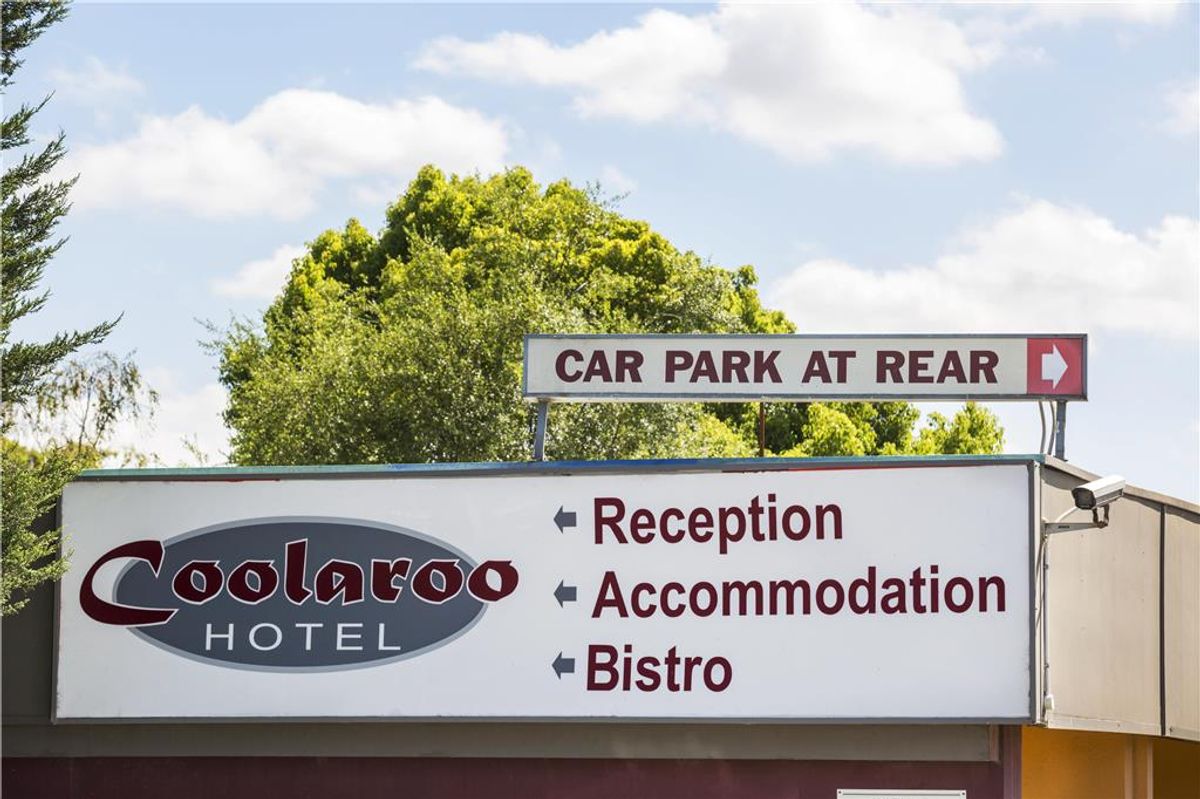 Nightcap at Coolaroo Hotel- First Class Broadmeadows, Victoria ...