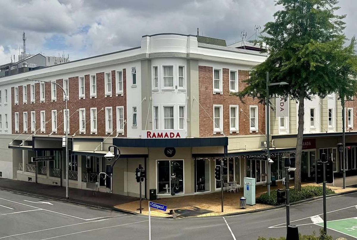 Ramada By Wyndham Hamilton City Center- Hamilton, New Zealand Hotels ...