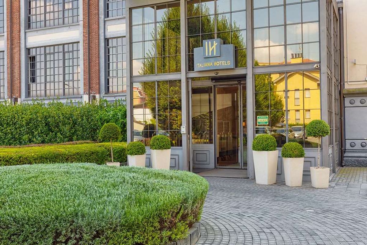 Italiana Hotels Milan Rho Fair- First Class Rho, Italy Hotels- GDS ...