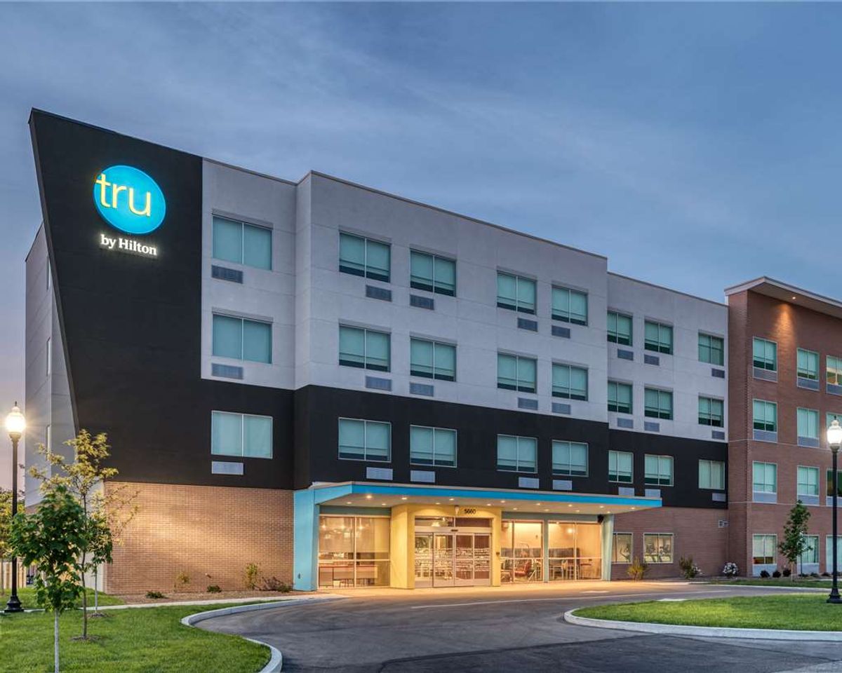 Tru by Hilton Indianapolis Lawrence- Tourist Class Indianapolis, IN ...