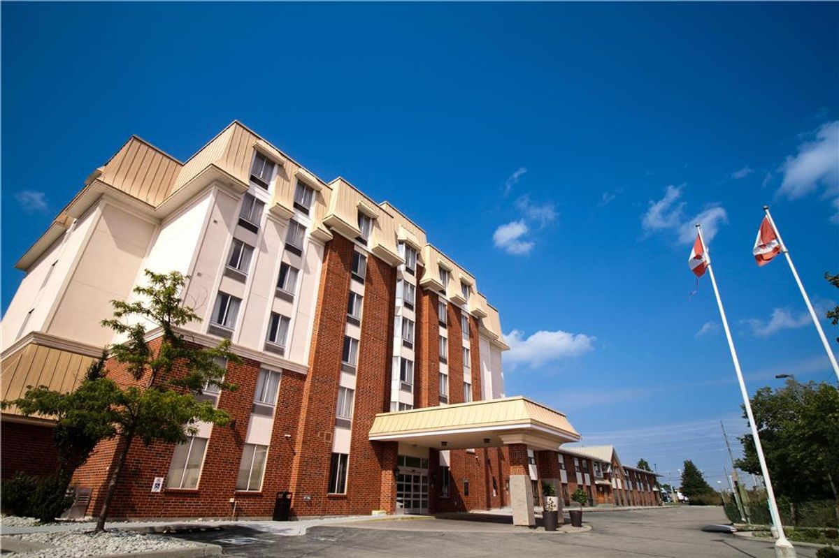 Waterloo Suites Hotel- First Class Waterloo, ON Hotels- GDS Reservation ...