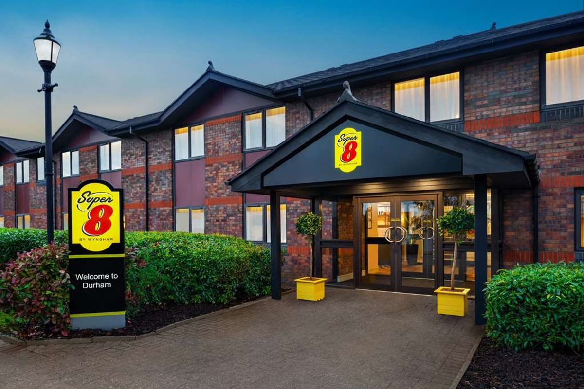 Super 8 by Wyndham Durham- First Class Durham, England Hotels- GDS ...