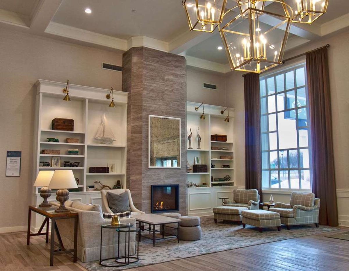 The Ingleside Hotel- Pewaukee, WI Hotels- First Class Hotels in ...