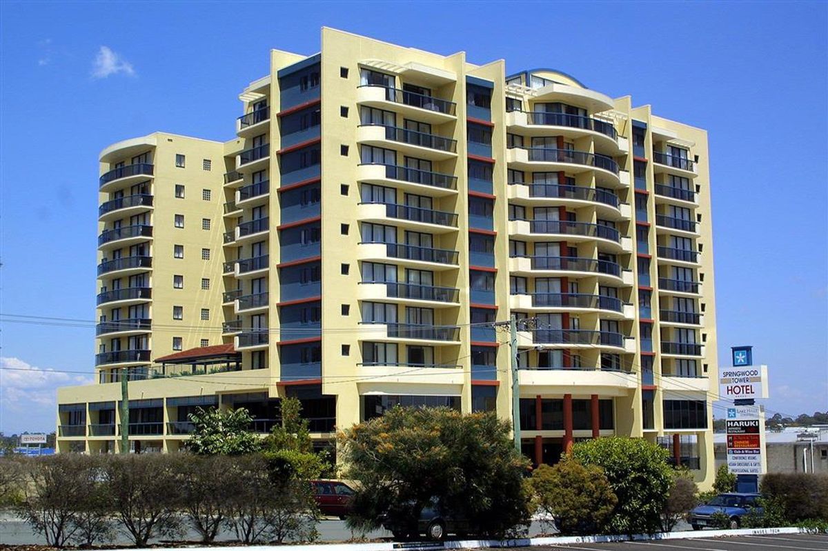 Springwood Tower Apartment Hotel- First Class Springwood, Queensland ...