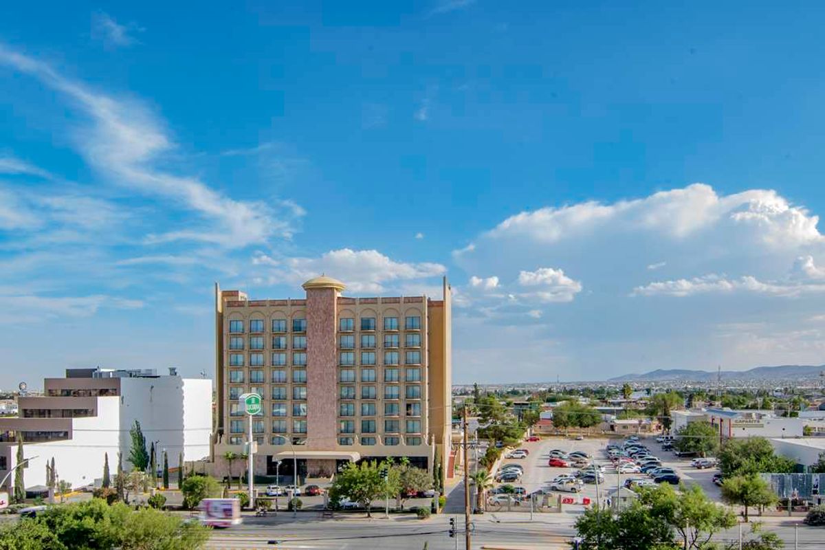 Hotel Lucerna Ciudad Juarez- First Class Ciudad Juarez, Chihuahua ...