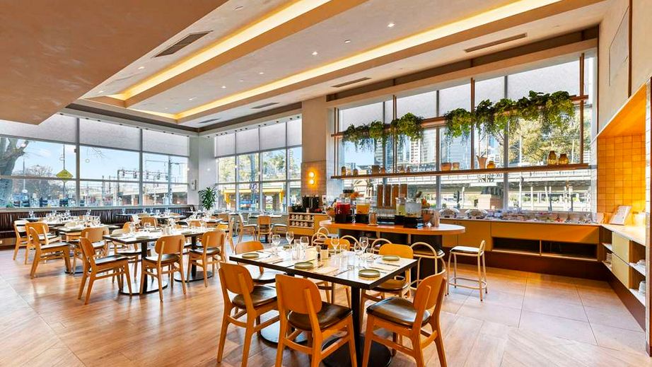 clarion suites gateway