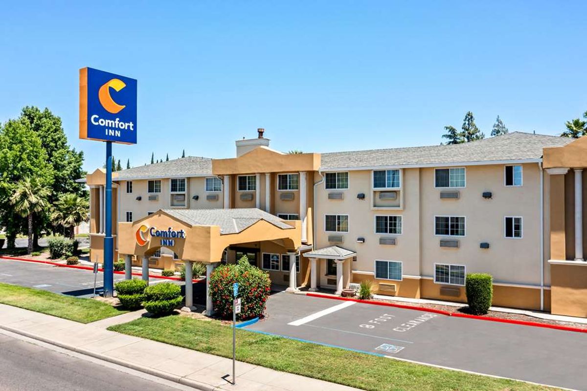 Comfort Inn- Modesto, CA Hotels- Tourist Class Hotels in Modesto- GDS ...
