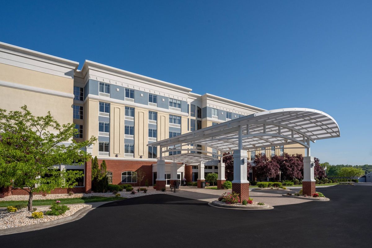 Delta Hotels Huntington Mall- First Class Barboursville, WV Hotels- GDS ...