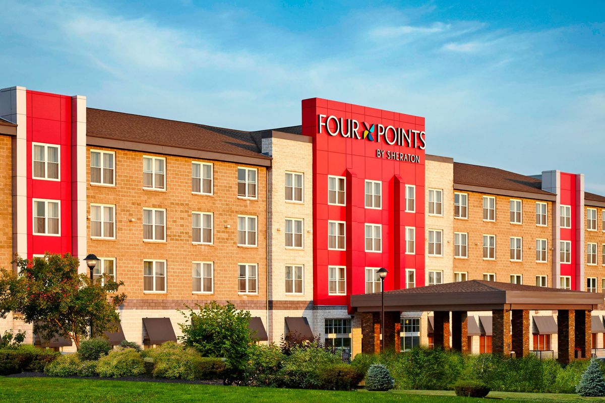 Four Points by Sheraton Moncton- First Class Moncton, NB Hotels- GDS ...