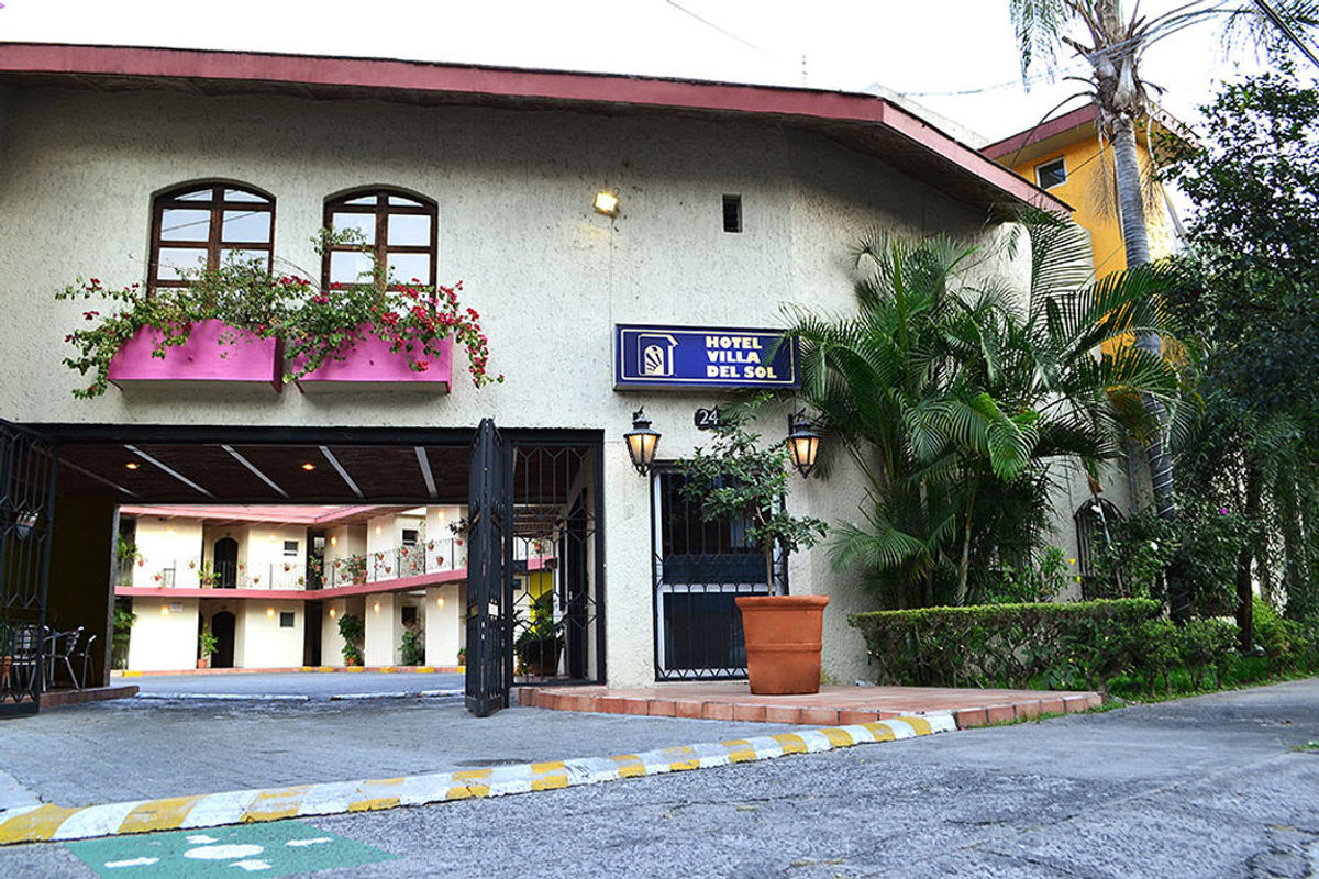 Hotel Villa del Sol- Tourist Class Guadalajara, Jalisco, Mexico Hotels ...