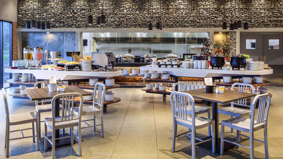 Ibis Styles Kota Kinabalu Inanam Hotel - Kota Kinabalu, Sabah, Malaysia ...