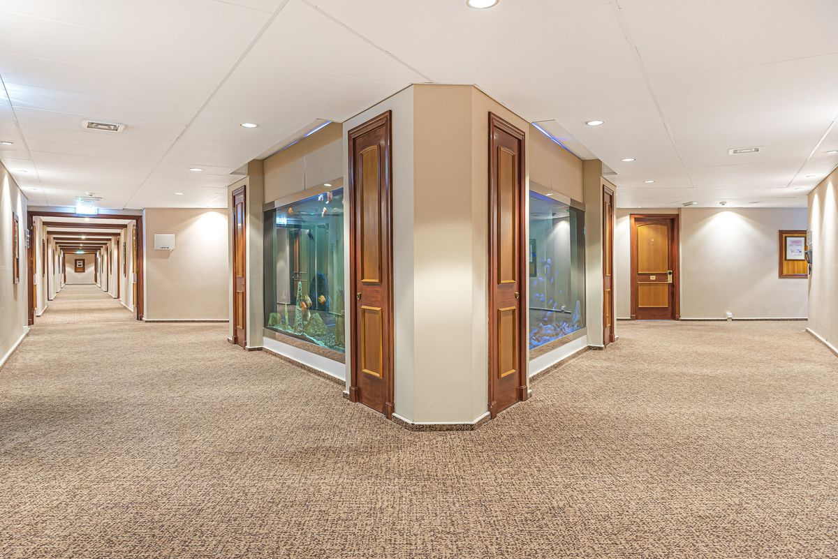 Coppid Beech Hotel Images & Videos- First Class Bracknell, England ...