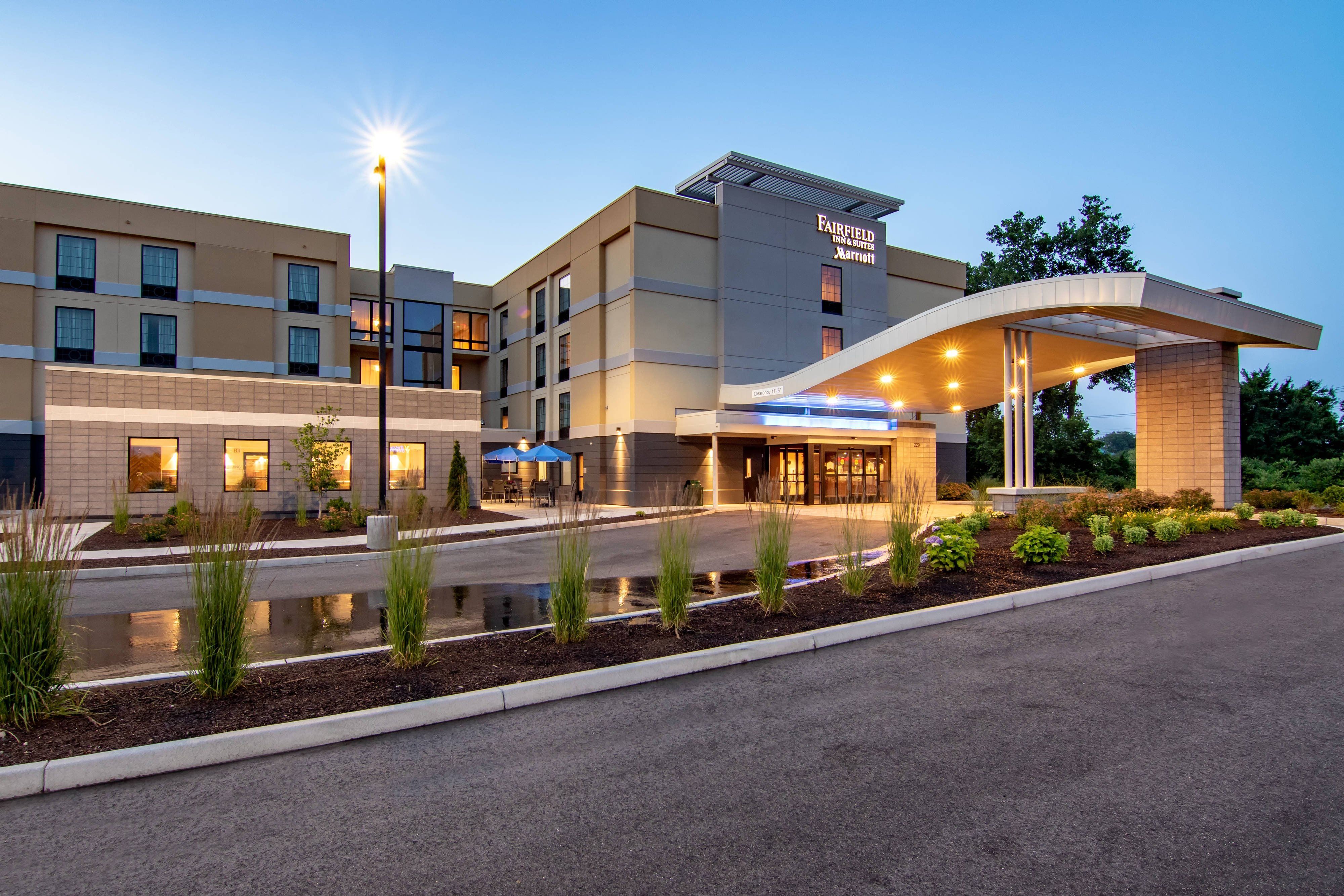 Fairfield Inn/Suites Springfield-Holyoke- Holyoke, MA Hotels- Tourist ...
