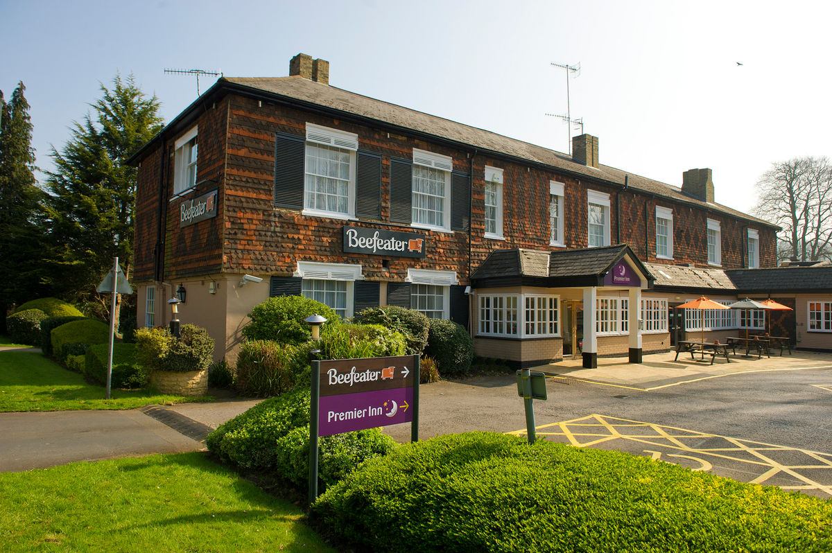 Premier Inn Godalming Images & Videos- First Class Godalming, England ...