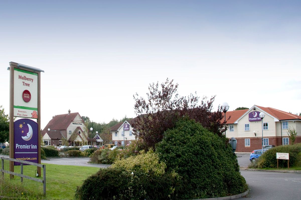 Premier Inn Braintree (A120)- First Class Braintree, England Hotels ...