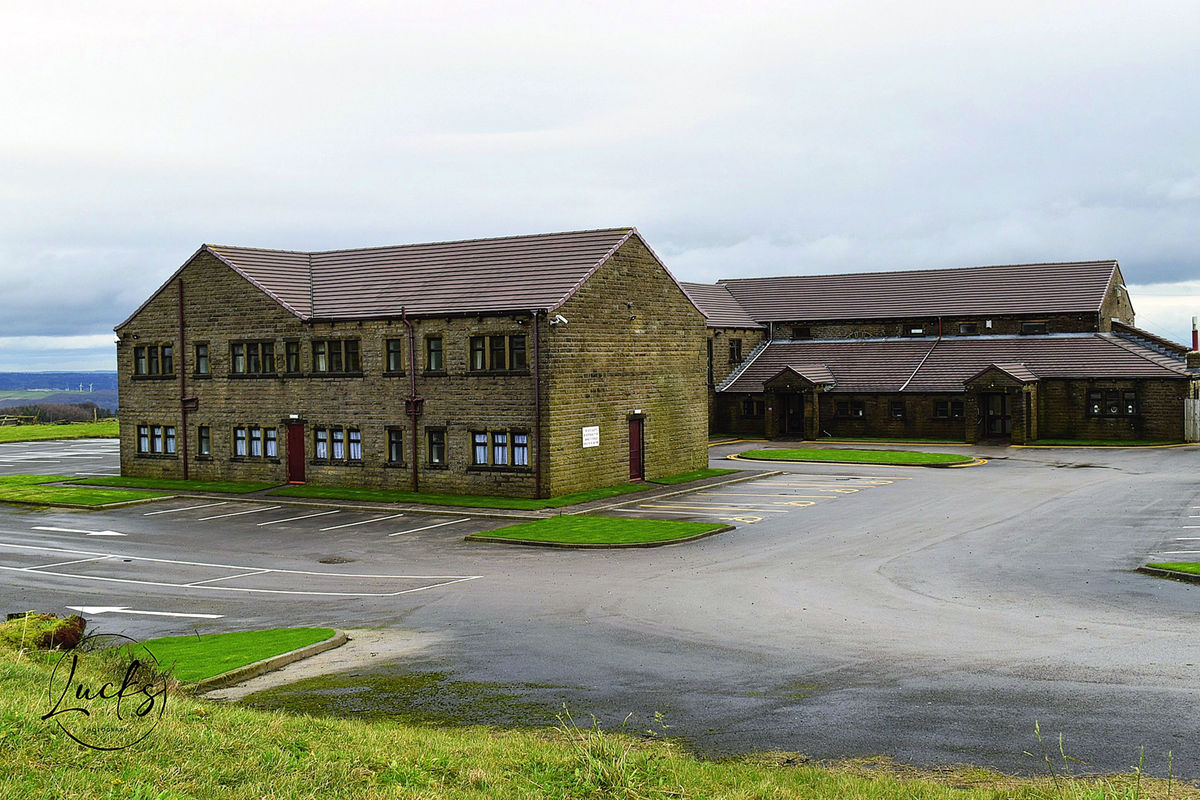 Pennine Manor Hotel- First Class Huddersfield, England Hotels- GDS ...