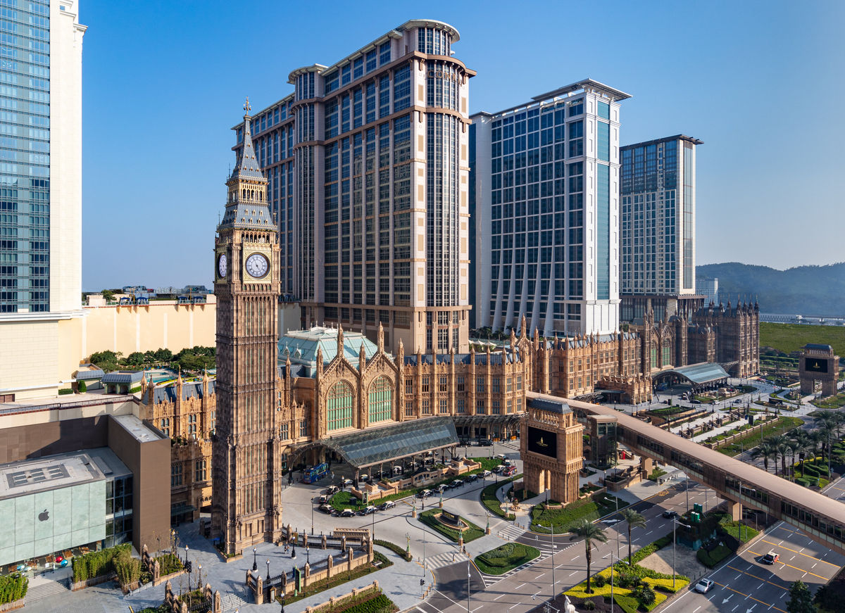 Holiday Inn Macao Cotai Central- First Class Macau, Macau Hotels- GDS ...